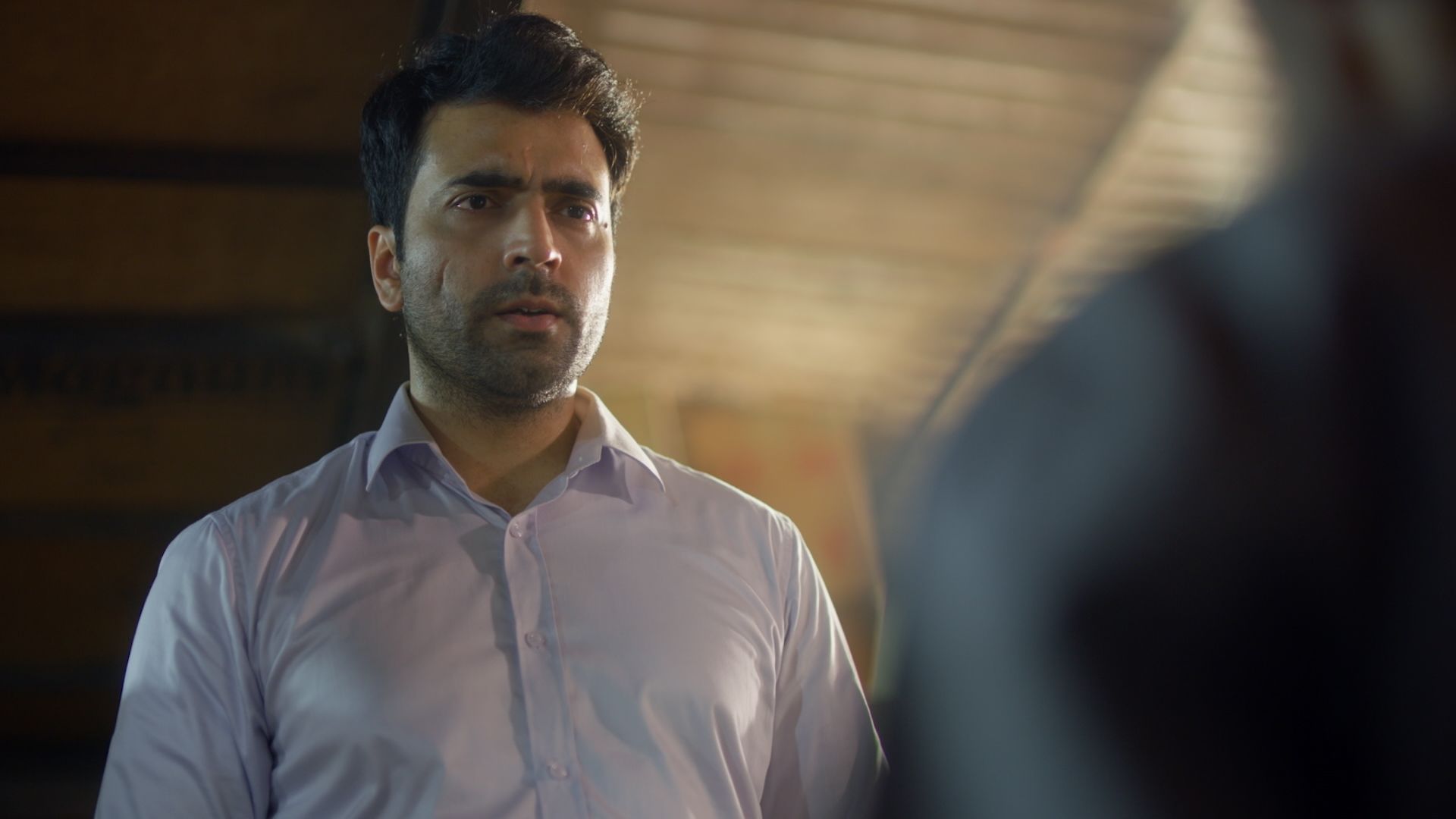 Watch New Episodes of avrodh only on Watcho