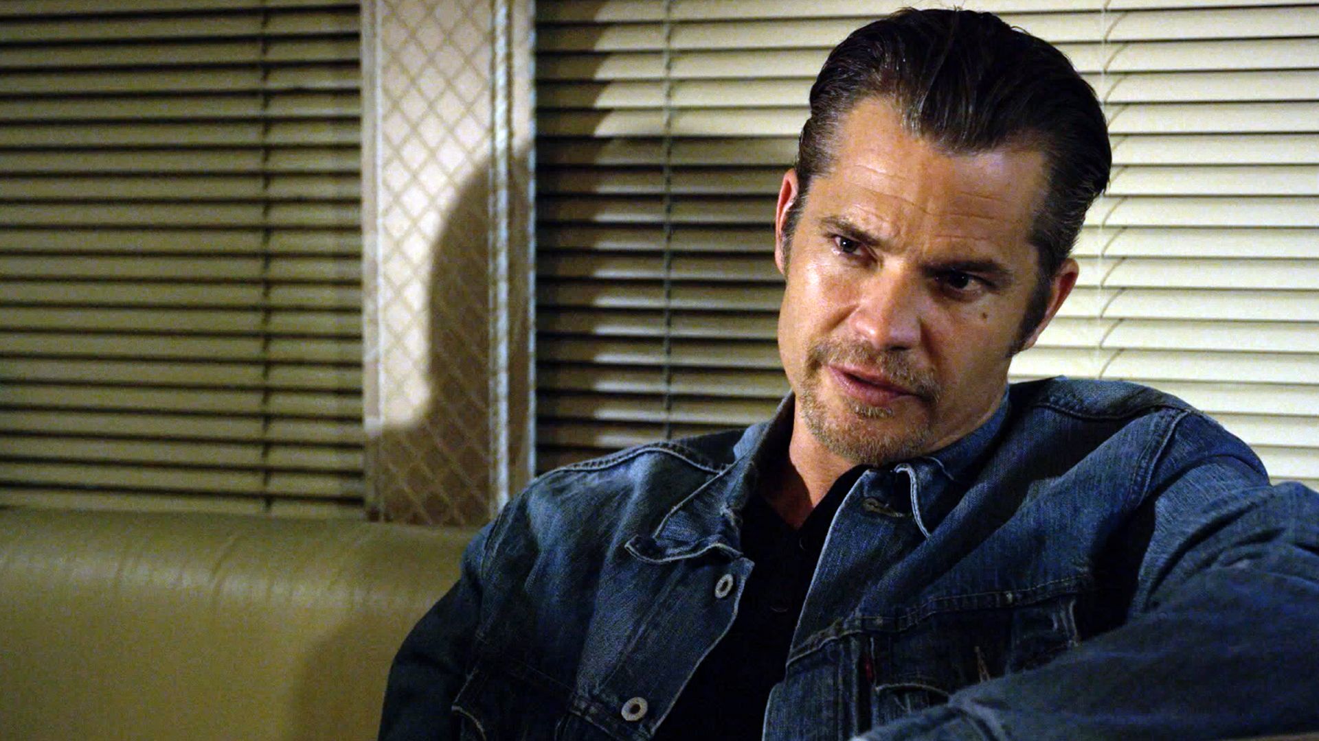 Watch justified only on Watcho