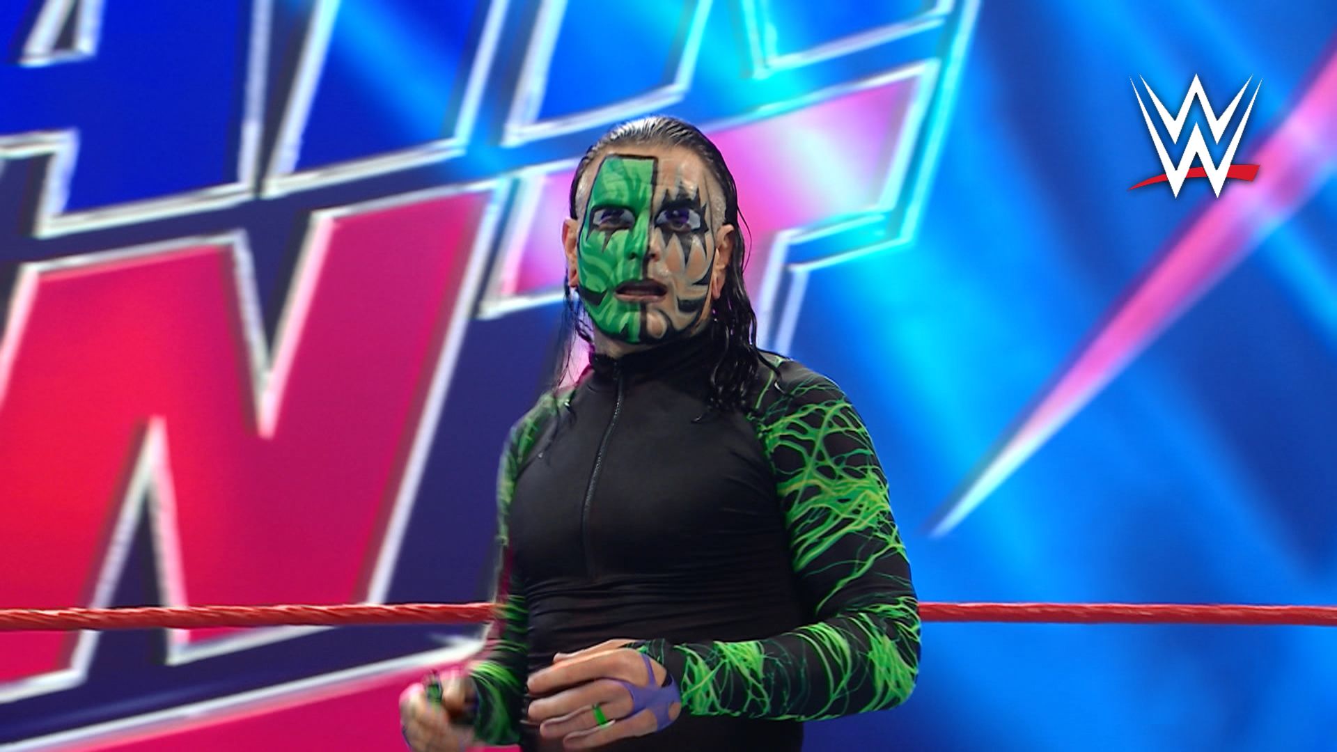 Watch Popular Clips & Episodes on WWE Online