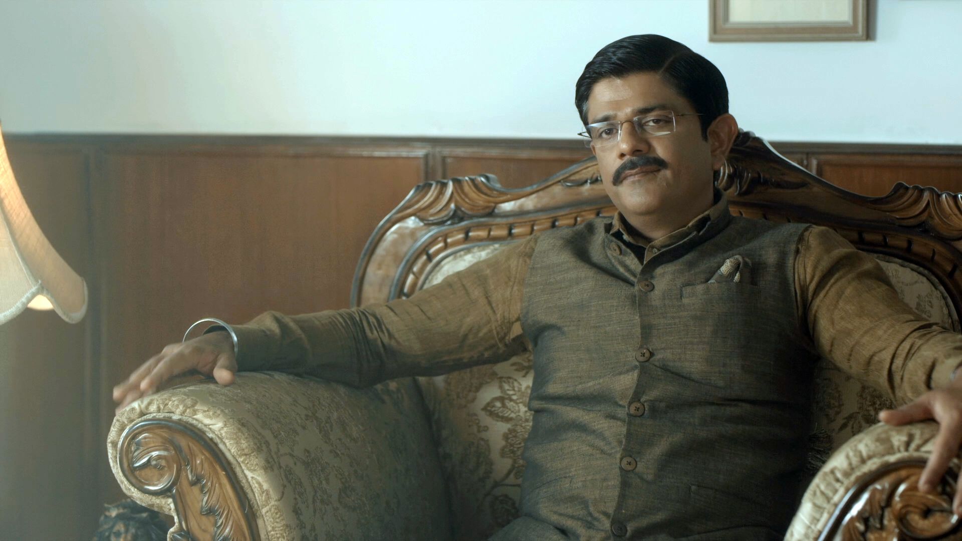 Watch New Episodes of maharani-2 only on Watcho