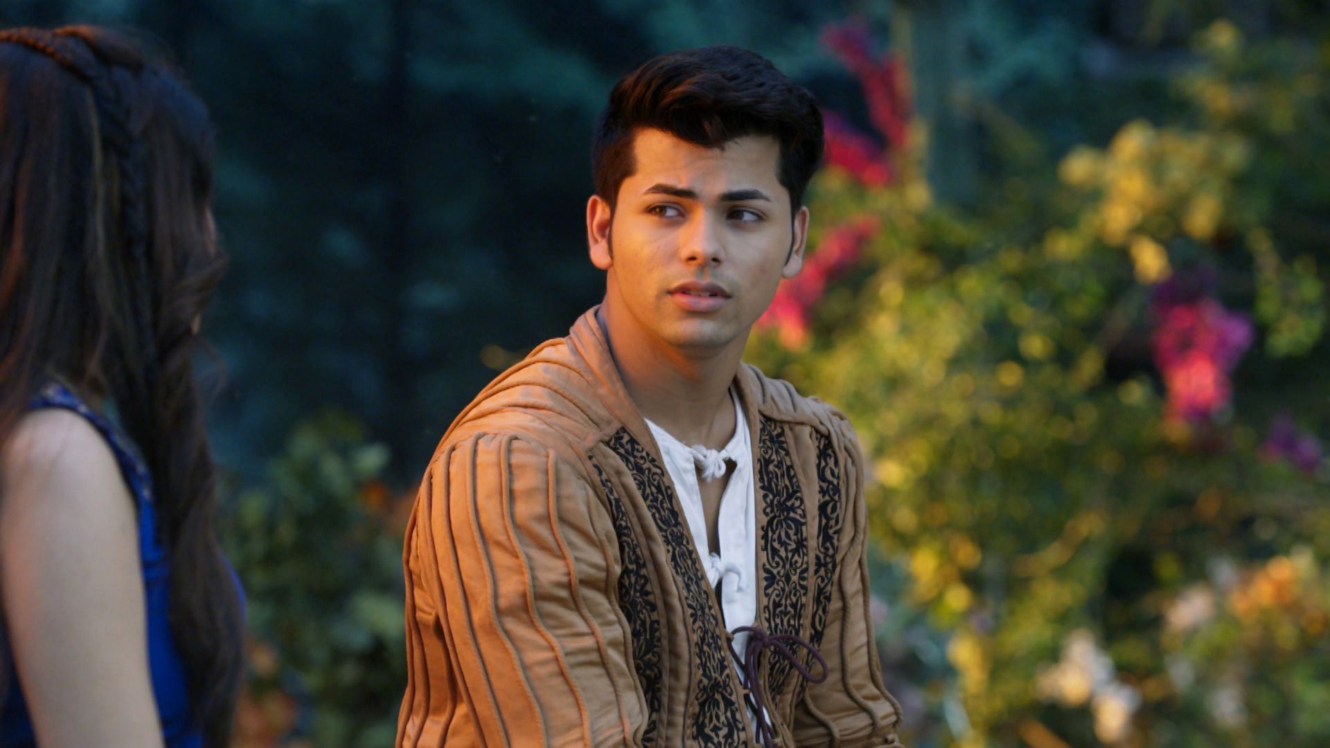 Watch aladdin only on Watcho