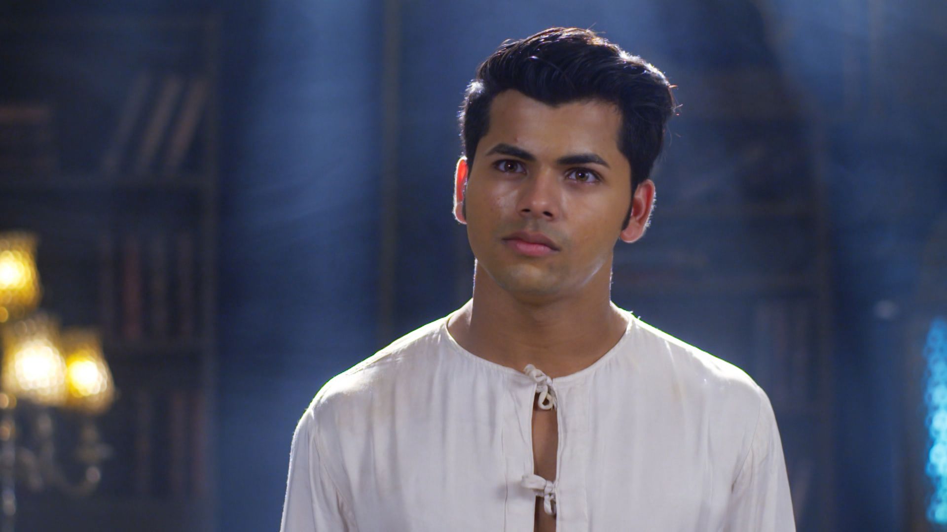 Watch aladdin only on Watcho