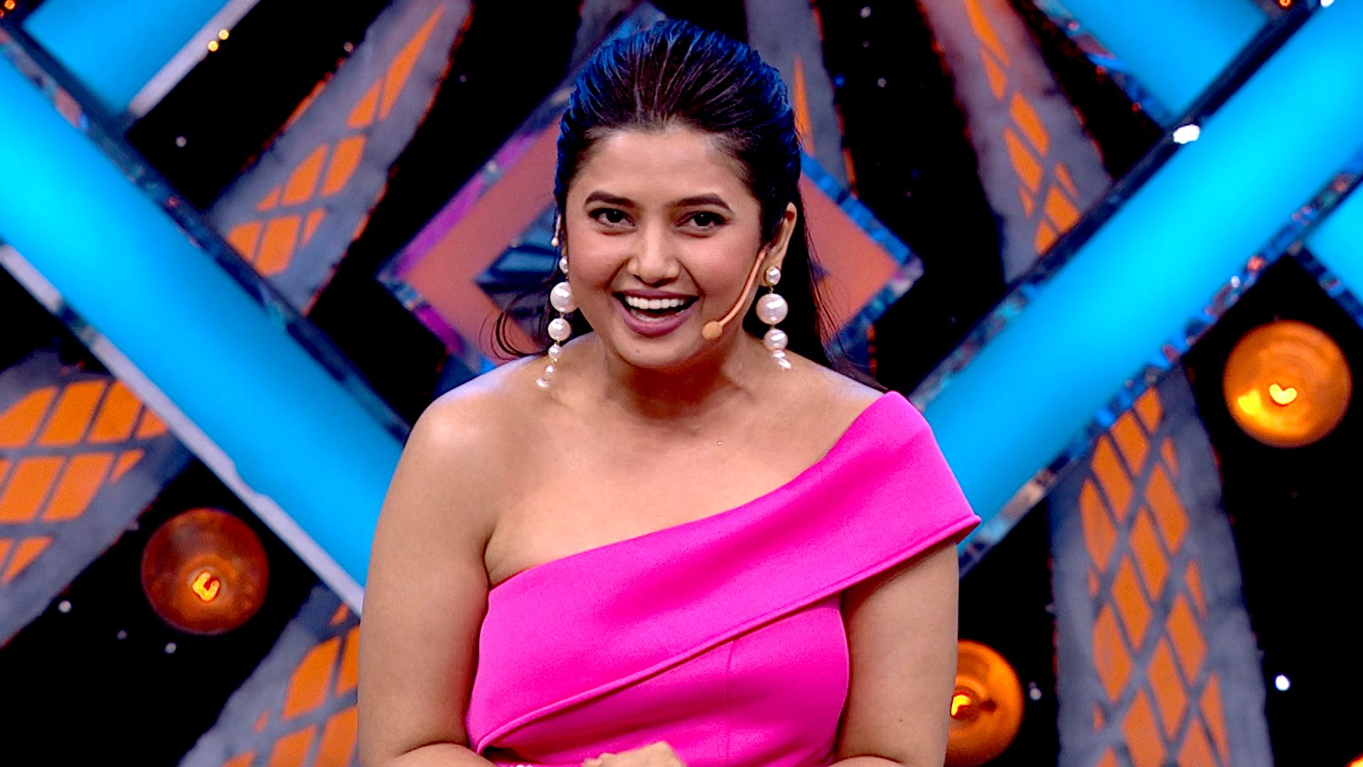 Stream maharashtrachi-hasya-jatra-hasyacha-triple-dose Online | Watcho