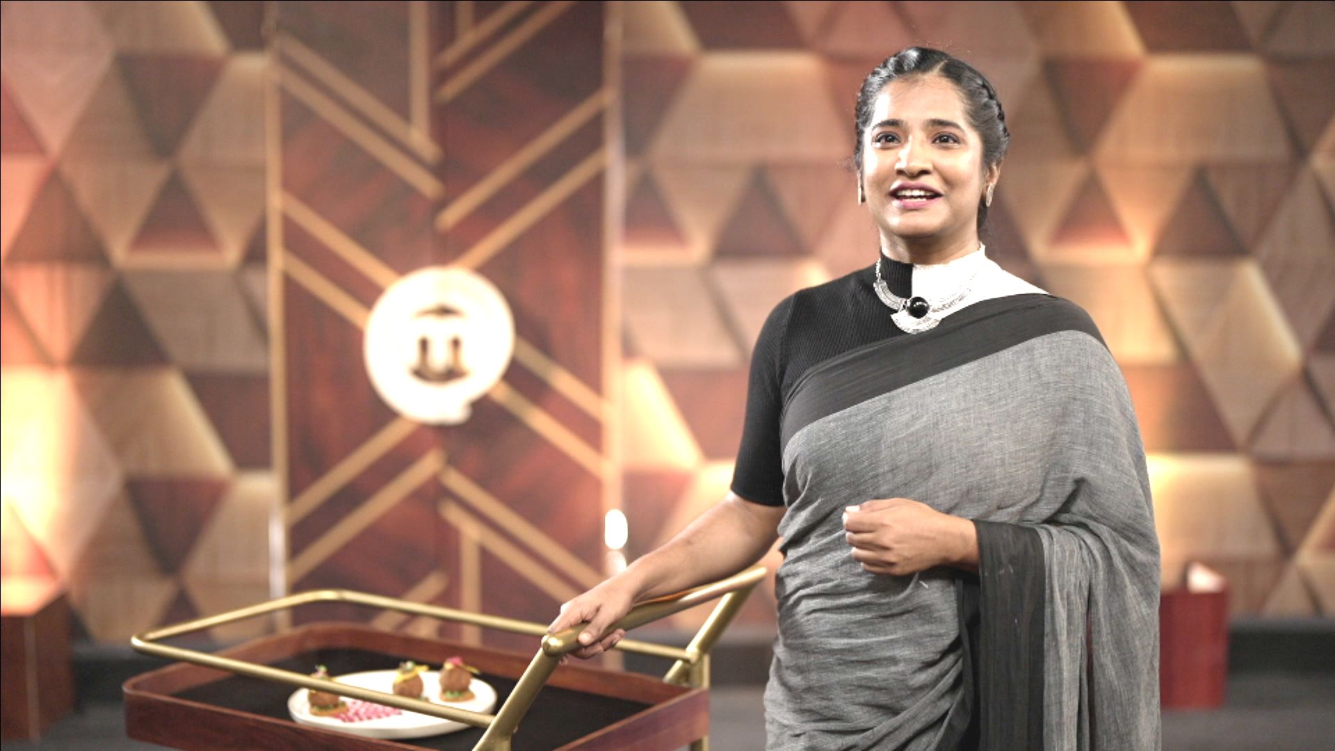 Watch masterchef-india-tamil only on Watcho