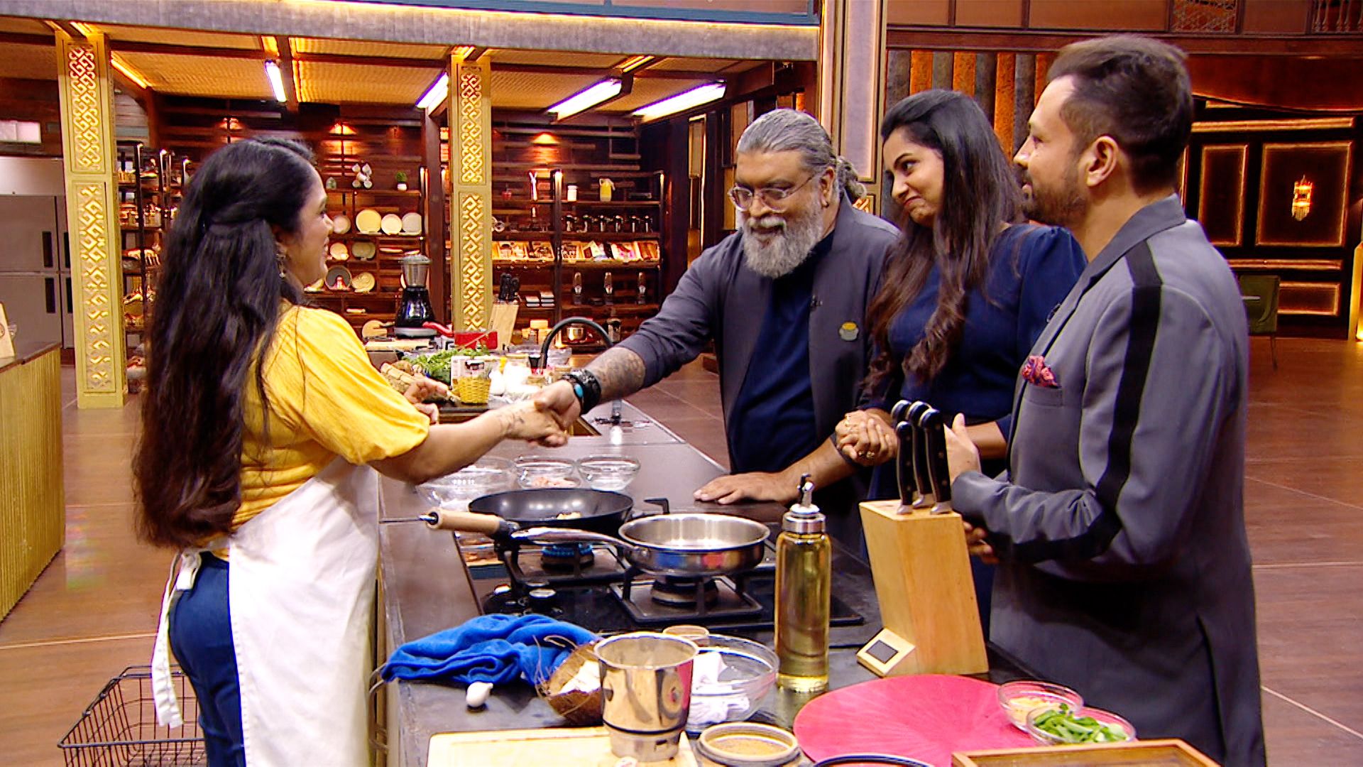 Watch masterchef-india-tamil only on Watcho