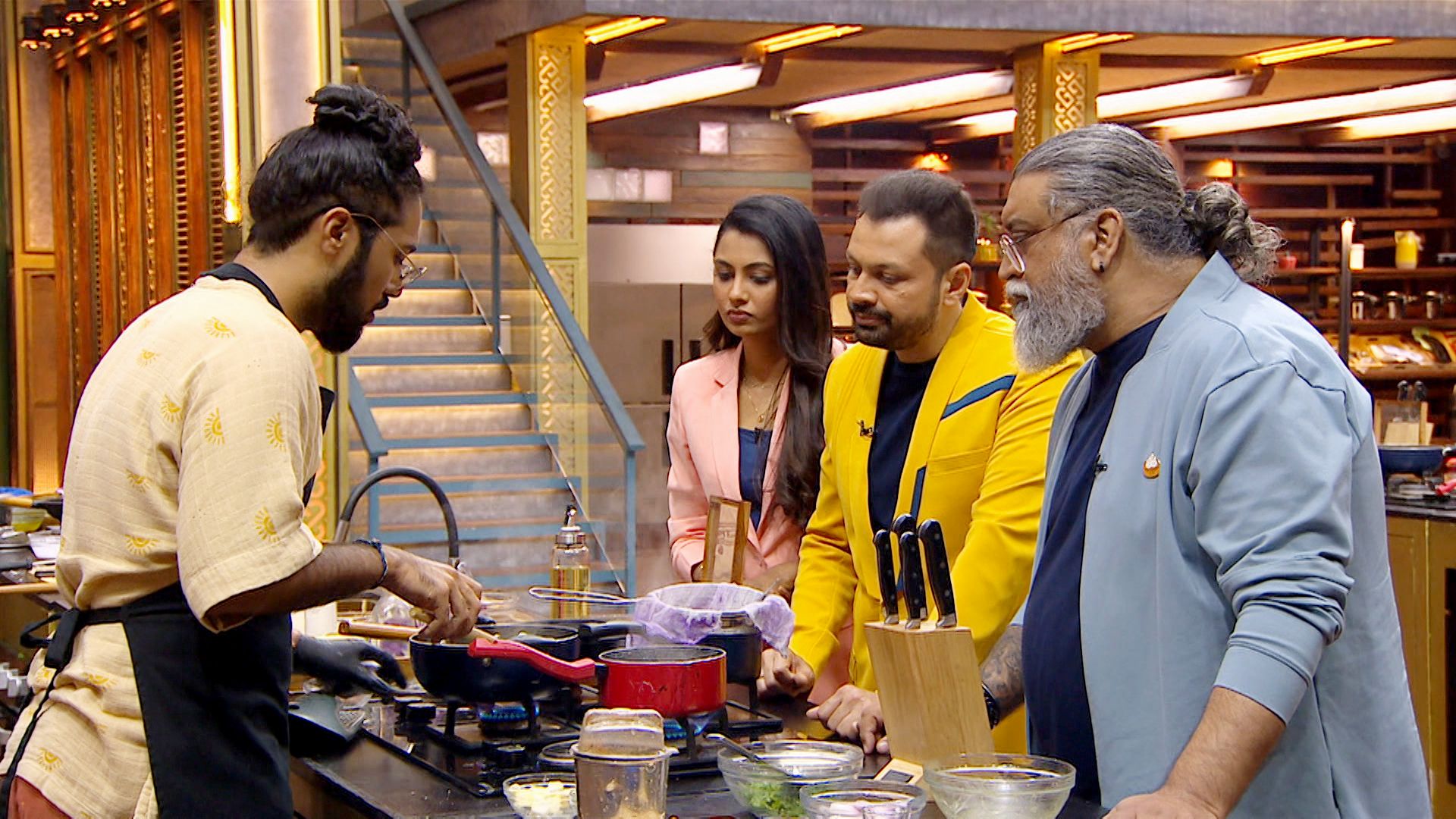 Watch masterchef-india-tamil only on Watcho