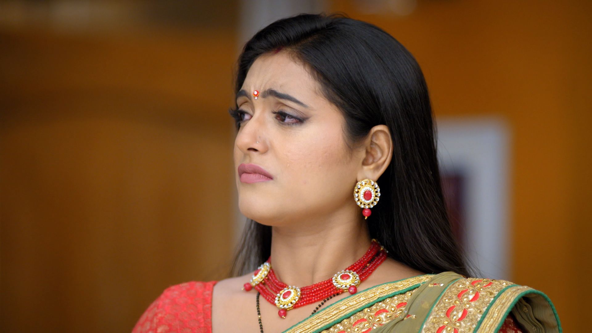 Watch New Episodes of wagle-ki-duniya only on Watcho