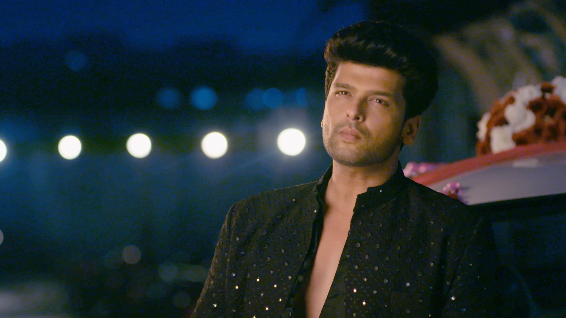 Watch barsaatein-mausam-pyaar-kaa only on Watcho