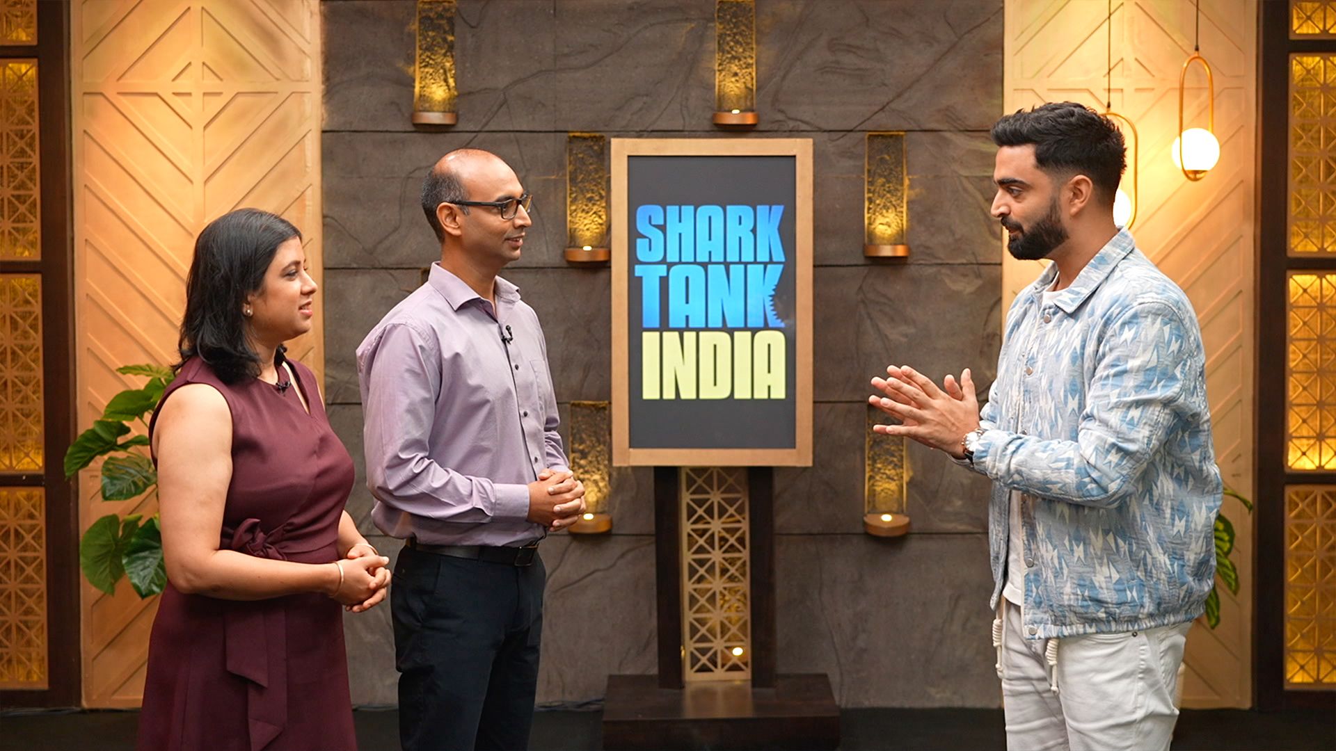 Watch New Episodes of shark-tank-india only on Watcho
