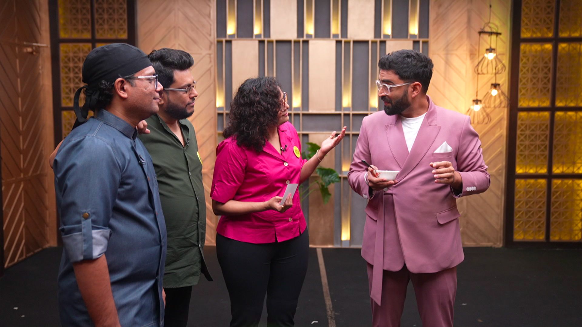 Watch New Episodes of shark-tank-india only on Watcho